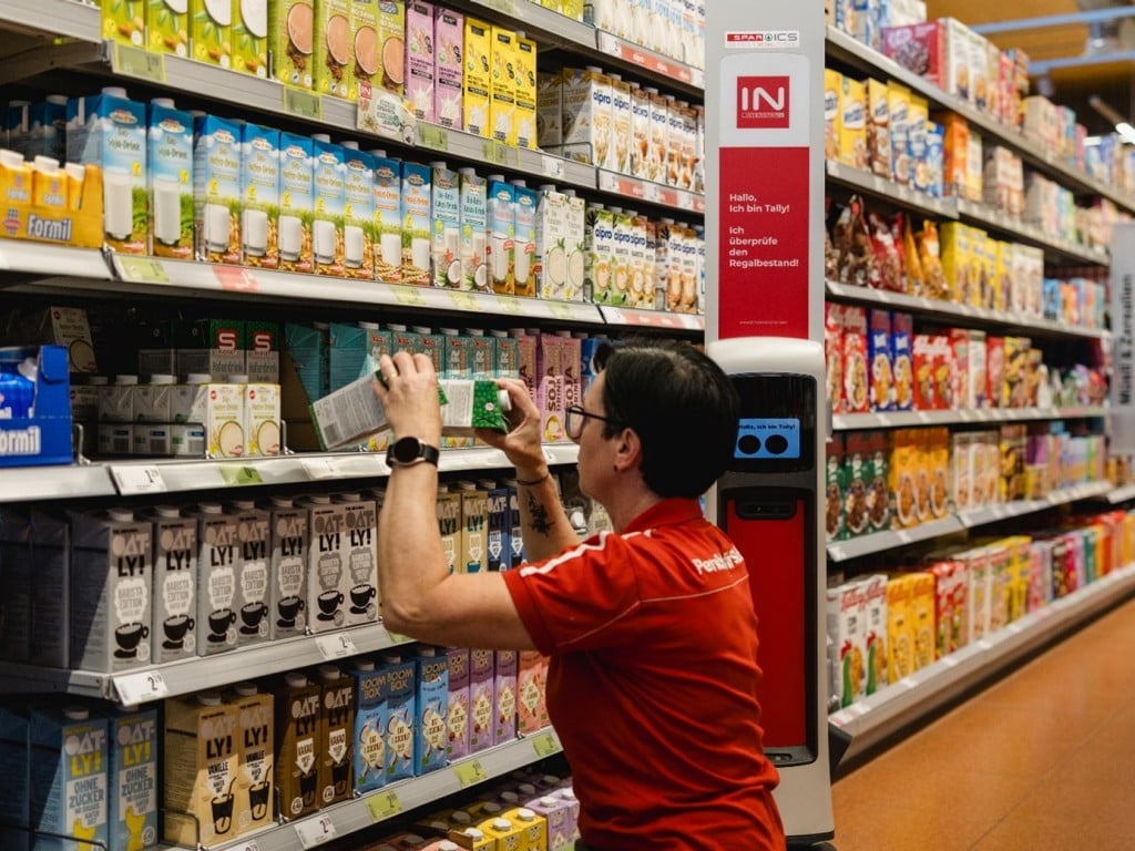 Introduction of an inventory robot at SPAR and INTERSPAR